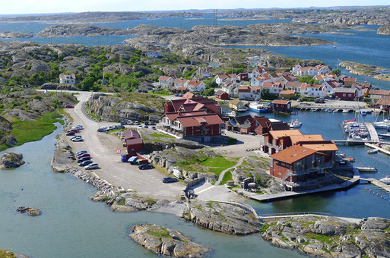 Björholmens Marina auf der Halbinsel Tjörn als Basis für Westschweden ...